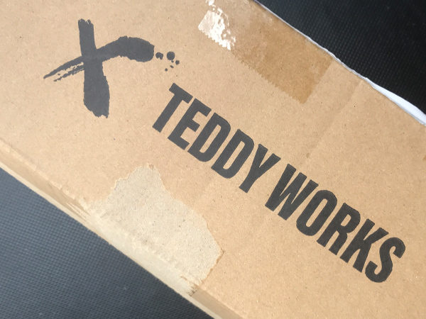 【懸垂の救世主】TEDDY WORKSのロールハンドルでチンニングしたら広背筋にバチバチに効いた話 | きんにく村｜筋トレでダイエット効果を最大化